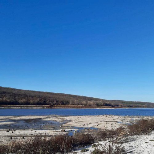 In the Kharkiv region, the Oskil reservoir has become shallow and is on ...