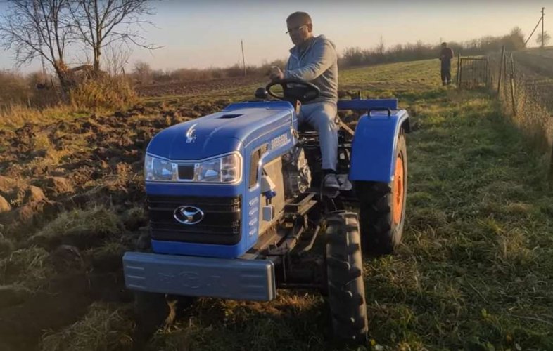 In Lviv, a Kolos electric tractor with SPP for 25 hp was created ...